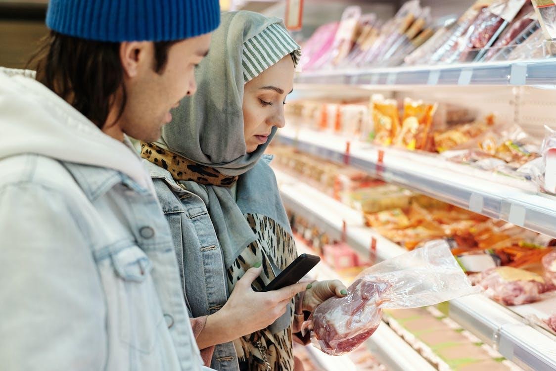 Why Businesses Need Customers and how to Retain them ...